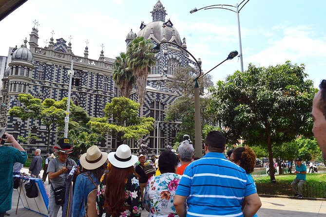 City Tour + Commune 13 Medellin - Who Should Consider This Tour?