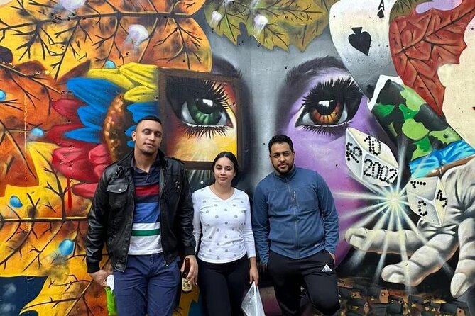 City Tour, Comuna 13, Cable Car, Botero Park, Pueblito Paisa - Exploring Comuna 13