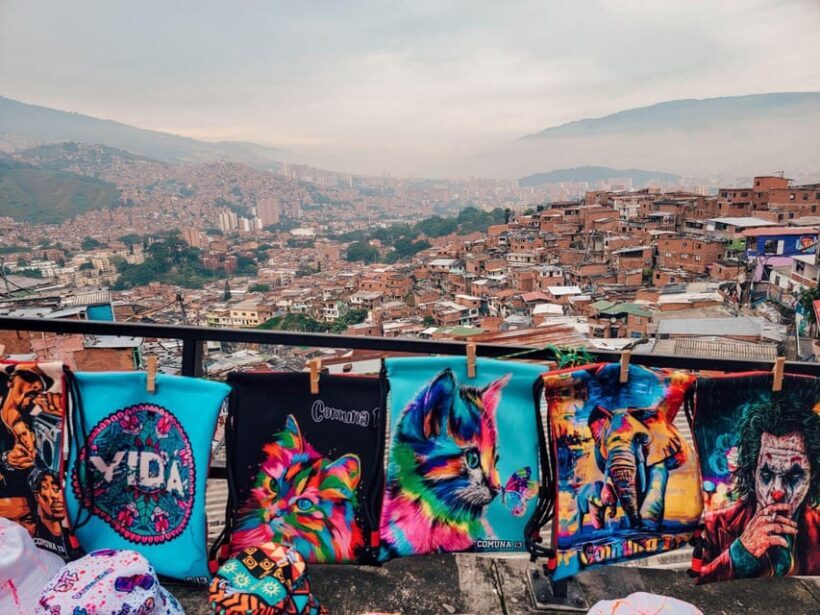 City Tour: Graffiti Tour Comuna 13 + Downtown Medellín - FAQ