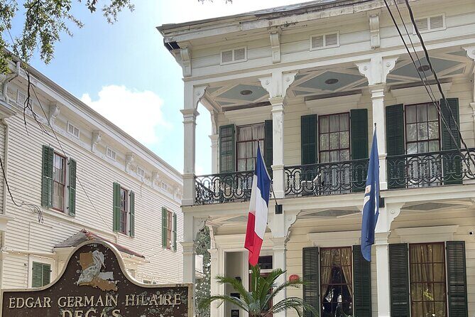City Tour in French Historic Districts - Who Should Book This Tour?