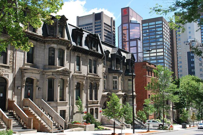 City tour; Like a Montrealer - An In-Depth Look at the "Like a Montrealer" Tour