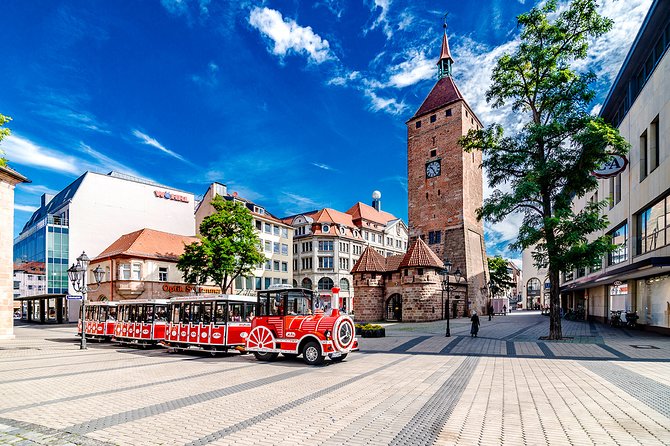 City Tour Through Nuremberg With the Bimmelbahn - Languages and Accessibility