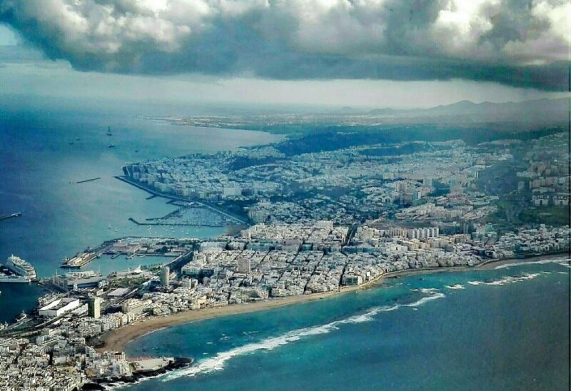 City Treasures Unveiled: 3.5-Hour Las Palmas Cab & Walking - Who Will Enjoy This Tour?