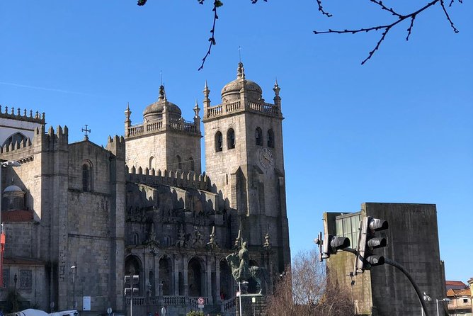 City Walking Tour & Port Wine Cellar - Tour Itinerary