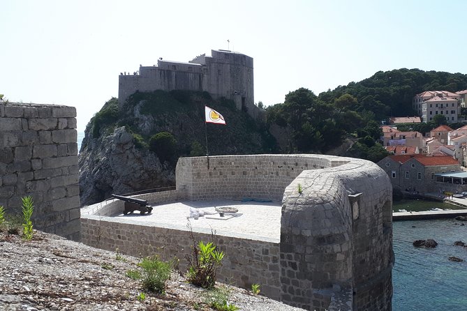 City Walls Legends and Facts Tour - Experiencing the Croatian Independence War