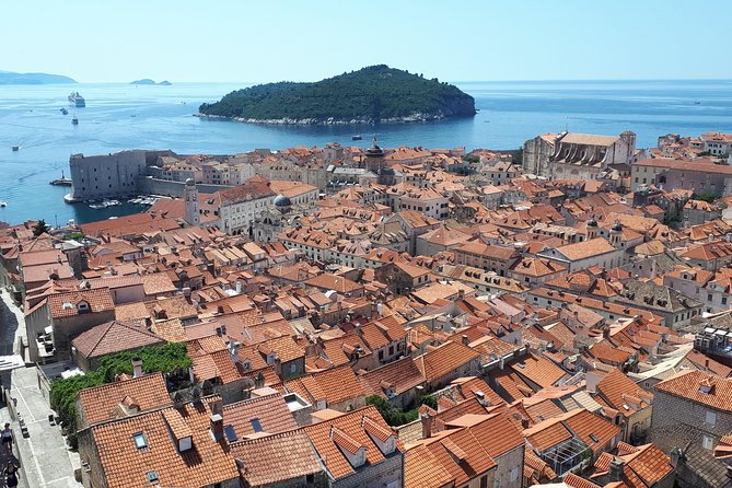 City Walls Legends and Facts Tour - Convenient Meeting and Pickup Logistics