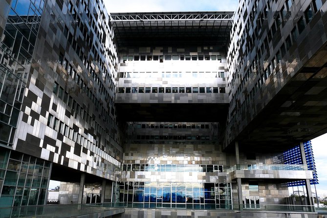 CityTour and Photo Portraits Souvenirs in Montpellier - The Sum Up: Who Should Book This Tour?