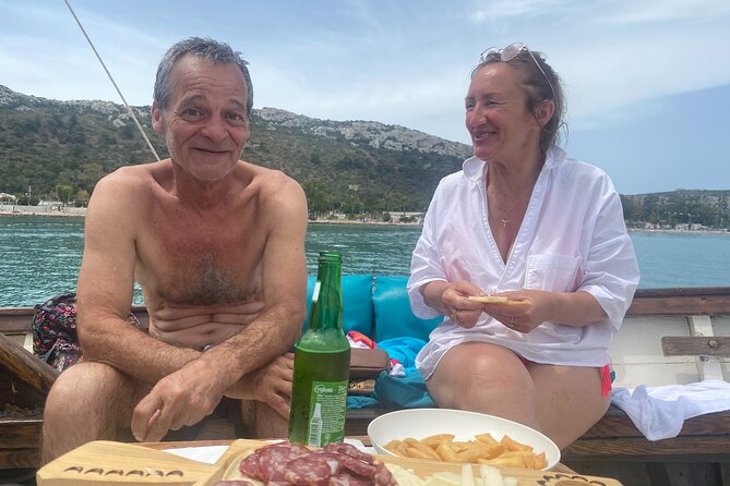 Classic Boat Tour of the Gulf of Cagliari - Meeting and Pickup Details