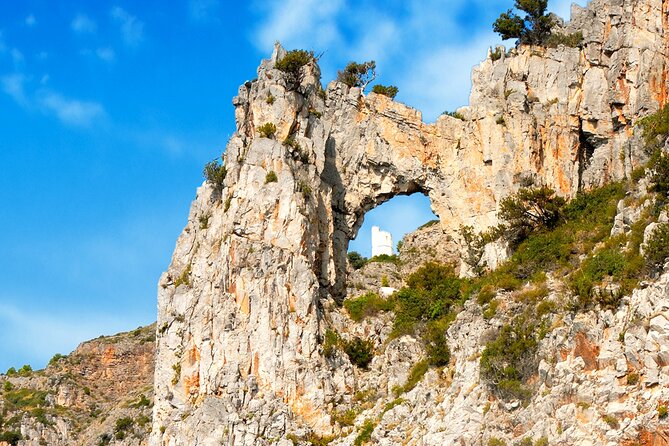 "Classic" Boat Trip to Capo Palinuro - What You Can Expect Onboard