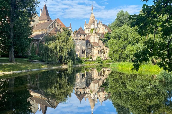 Classic Budapest Private Walking Tour - Accessibility and Comfort