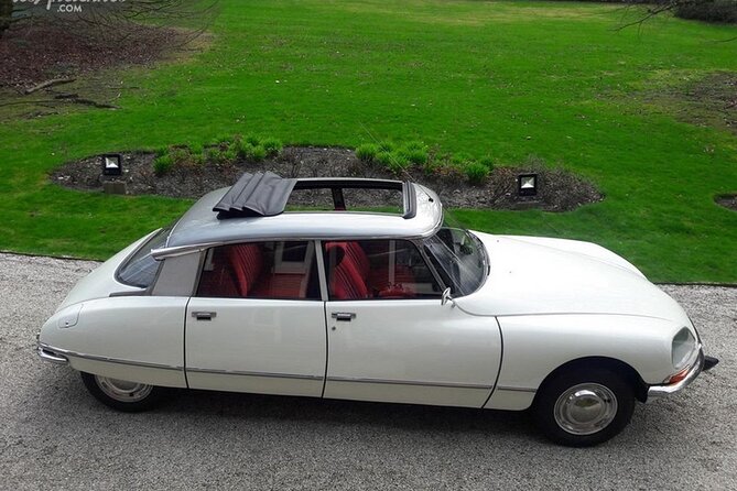 Classic car rental in Chantilly - The Sum Up