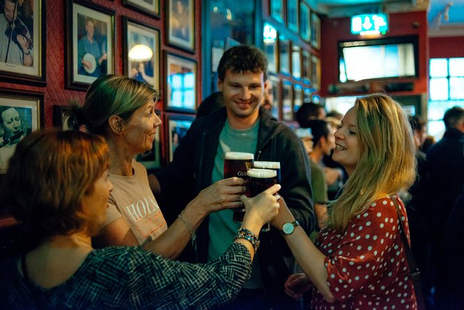 Classic Irish Pubs Private Tour of Dublin: Live Music, Beer and Nightlife - Meeting and End Points