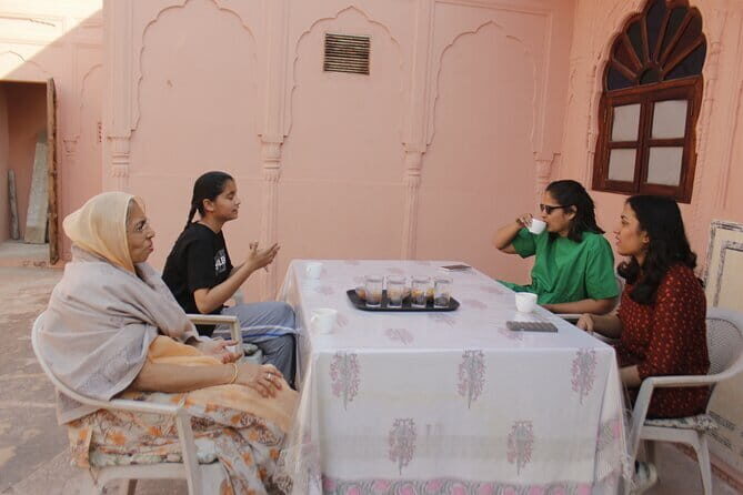 Classic Jaipur 101 Sightseeing, Food and E-Bike Tour - Who Will Love This Tour?