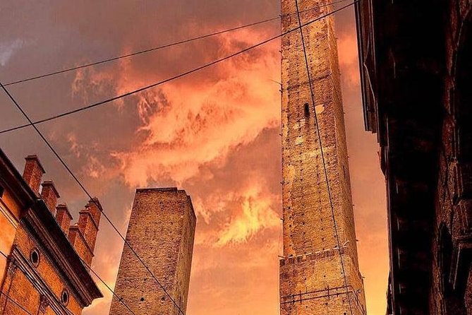 Classic Private Walking Tour Bologna - Insights Into History and Architecture