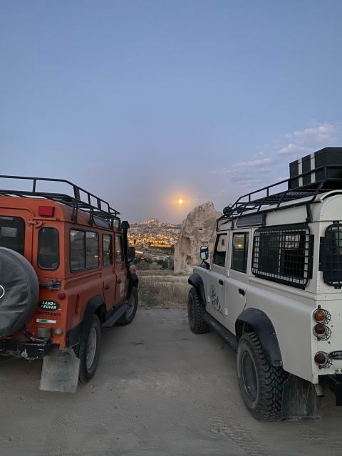 Classic (Vintage) Car & Jeep Safari & Shooting with Camels - FAQ