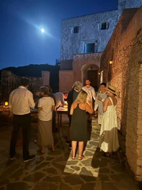 Classical guitar concert in a historic olive press - Key Points