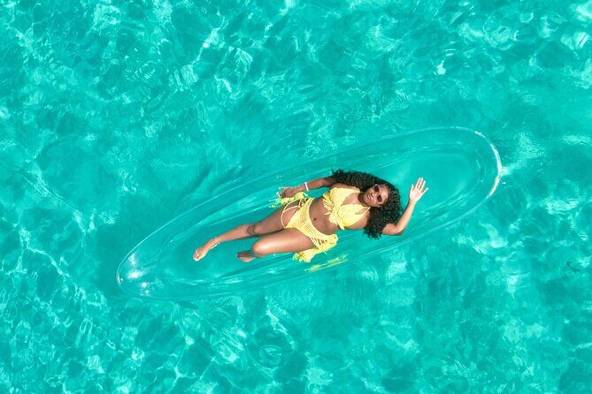 Clear kayak photoshoot Nassau Bahamas. - FAQ