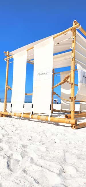 Clearwater: Daydreamer's Luxury Bamboo Cabana Rental - What is the Clearwater Bamboo Cabana Rental?