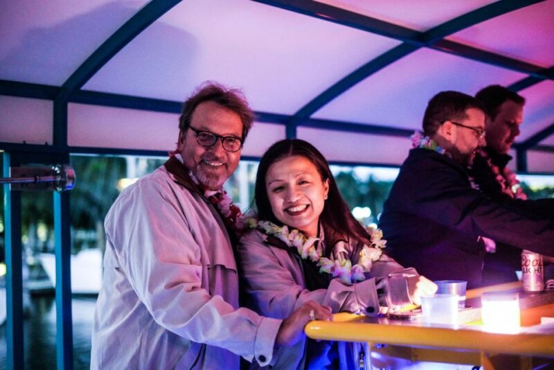 Clearwater Private Boat for 20: Evening Cruise+Dolphin Watch - The Boat: Comfort and Style