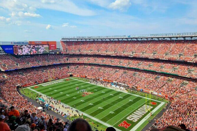 Cleveland Browns Football Game Ticket at Huntington Bank Field - Practical Tips for Attending