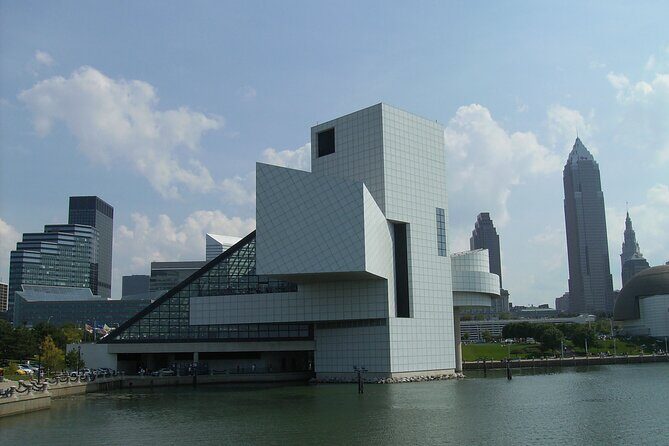 Cleveland Scavenger Hunt Walking Tour and Game - Who Will Love This Tour?