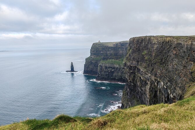Cliffs of Moher and Wild Atlantic Way Private Tour: From Dublin - Exploring the Cliffs of Moher and Wild Atlantic Way Private Tour from Dublin