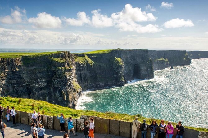Cliffs of Moher, Burren and Bunratty With Private Chauffeur Tour - Understanding the Costs: Pricing and Value