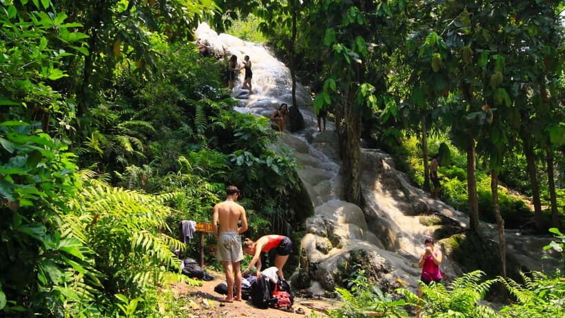 Climb Sticky Waterfall Like Spiderman - Is it worth the price?