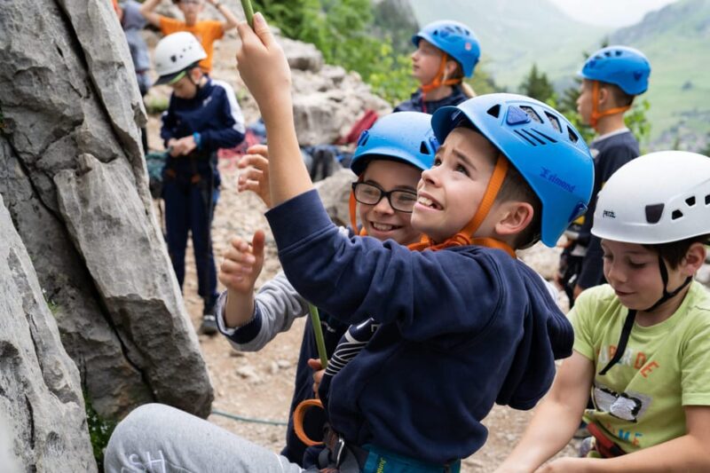 Climbing: Discovery, Improvement & Autonomy - Discovering the Limestone Cliffs of Le Thaurac