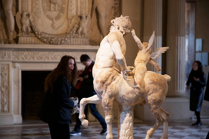 Closing Time at the Louvre: The Mona Lisa at her Most Peaceful - FAQ