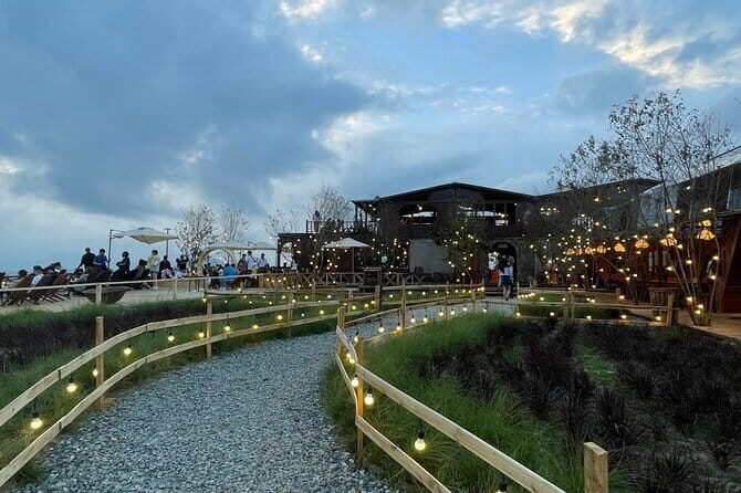 Cloud Hunting and the Glow of Dawn in Da Lat - The Cozy Closure at Loi Cua Gio Cafe