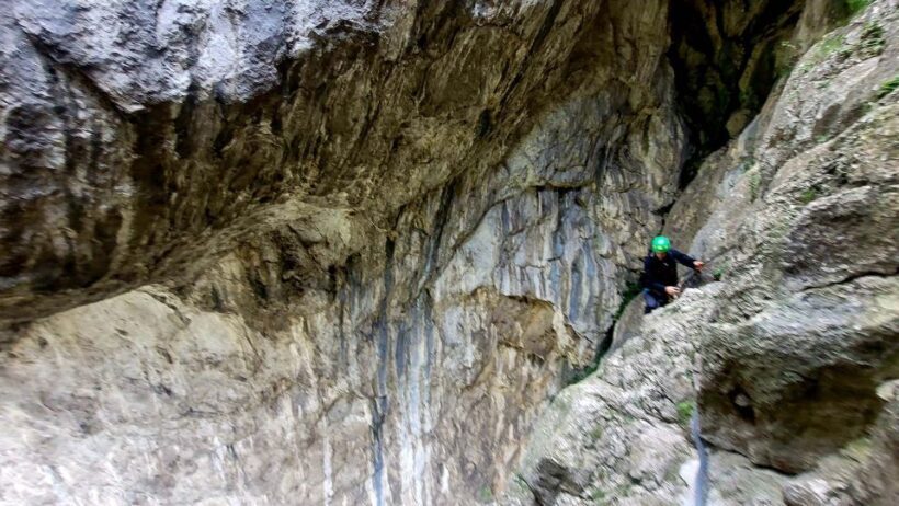 Cluj Napoca: Climbing or Hiking Experience in Turda Canion - Reaching the Summit and Photo Sessions