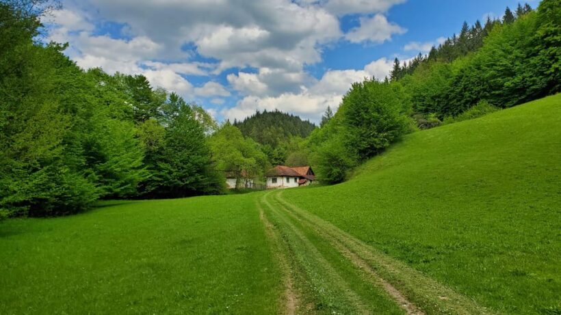Cluj to Rosia: Day Trip to Ferrata and pittoresque country - Key Points