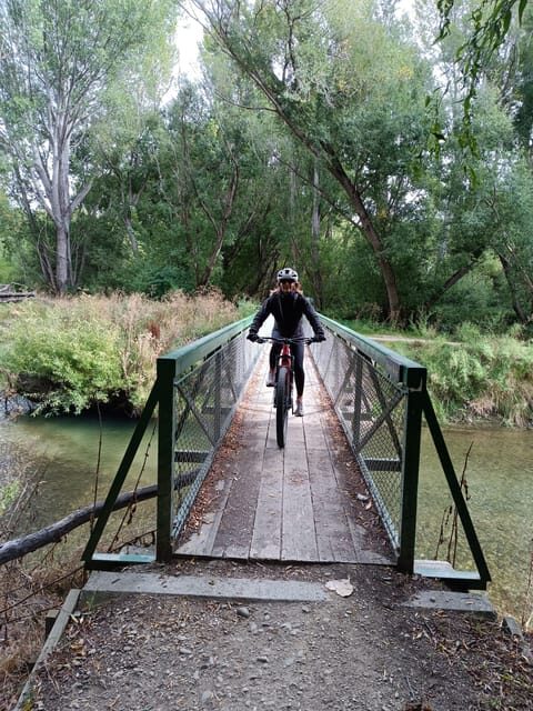 Clyde: Roxburgh Gorge Trail Bike Ride with Jet Boat - Key Points