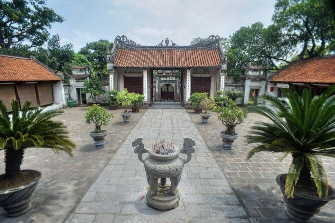 Co Loa citadel, Biking and fishing in Vietnamese countryside - Transportation & Group Size