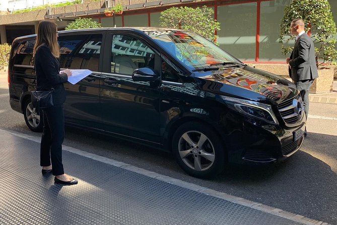 CO2-Offset Arrival Transfer Warsaw Airport WAW to Warsaw City - Why Choose This Transfer?