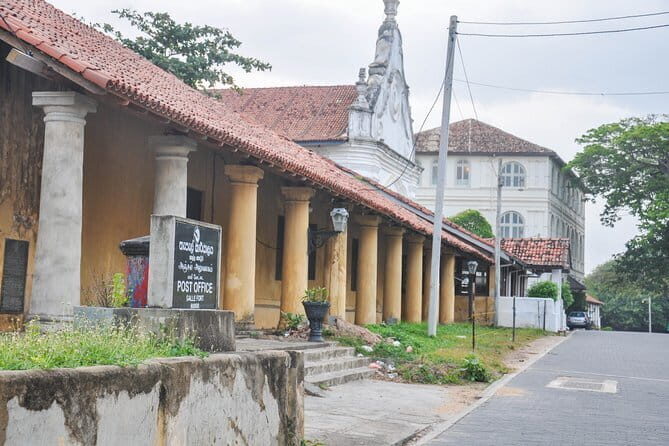 Coastal Ride to Galle from Hikkaduwa - A Thorough Look at the Coastal Ride to Galle