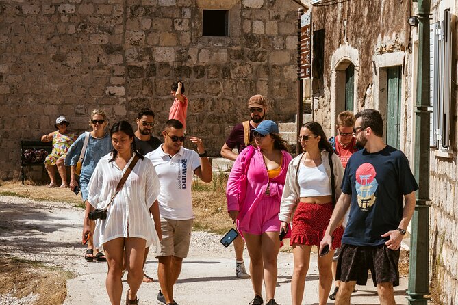 Coastal Vineyards: A Dream Wine Tour to Elaphiti Islands - Meeting Point and Tour Logistics