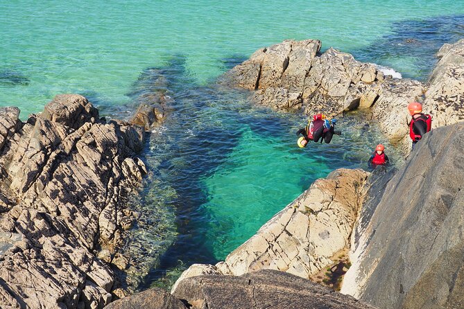 Coasteering on Irelands Wild Atlantic Way - Appreciating the Breathtaking Scenery
