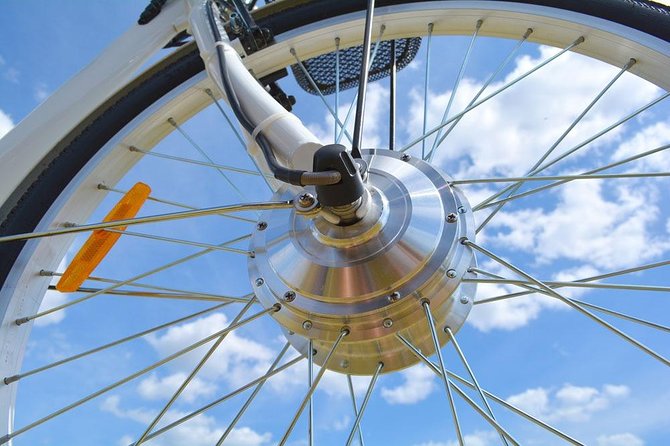 Coastline on eBike Tour - Key Points