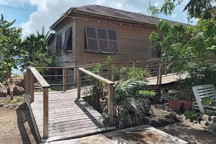 Cockleshell Beach Excursion - FAQ