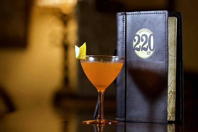 Cocktail Class in Congress Street Up - Mixology Techniques and Demonstrations
