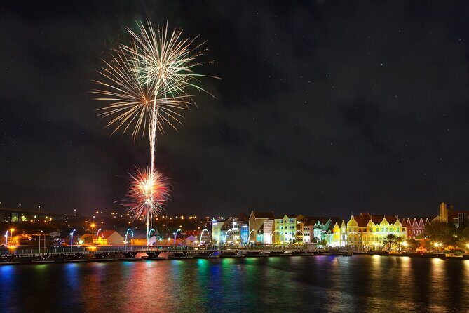 Cocktails, traditions, and Punda Vibes in Curaçao - Walking Tour Through Colorful Streets