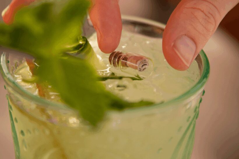 Cocktails Workshop & Sailing Cruise from Barcelona - Key Points