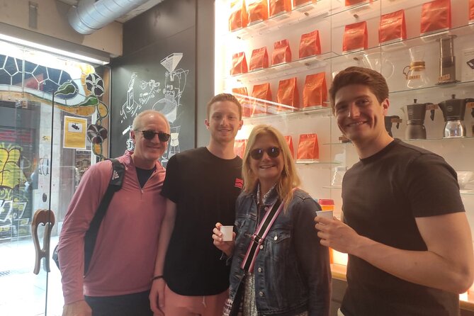 Coffee and Art Tour walking Gothic Quarter, Official Guide - Key Points