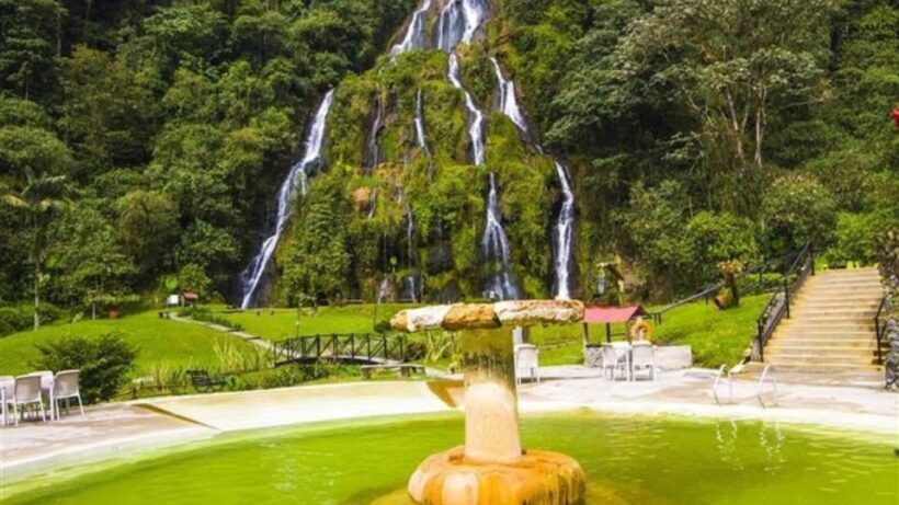 Coffee Farm and Santa Rosa Hot Springs from Pereira/Armenia - Key Points