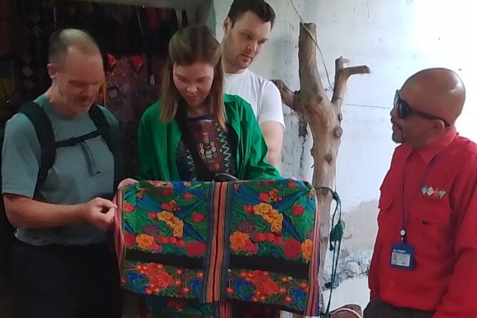 Coffee & Macadamia Fincas Tour - Personalized Attention