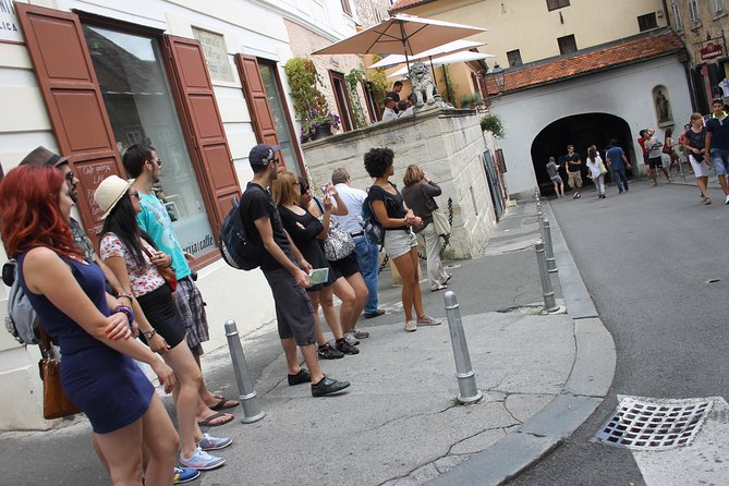 Coffee Pleasure Walking Tour - Inclusions and Exclusions