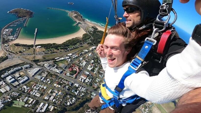 Coffs Harbour: Max Freefall Skydive - A Closer Look at the Skydiving Adventure
