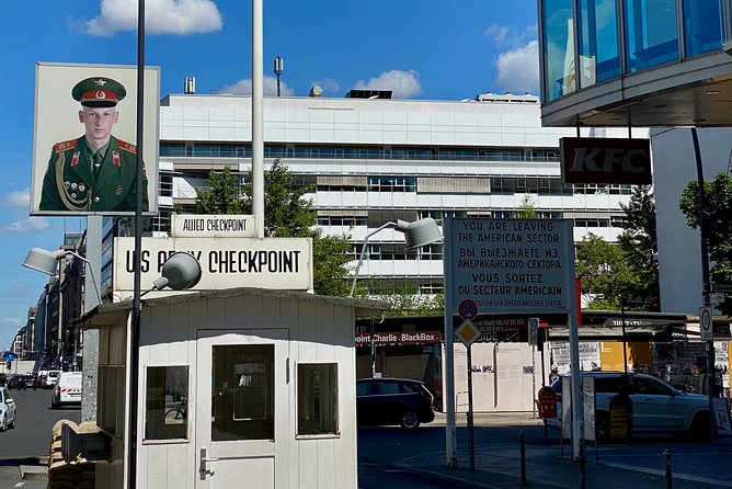 Cold War Berlin - Private Live Virtual Experience - Exploring the Cold War Berlin Virtual Tour: A Detailed Look